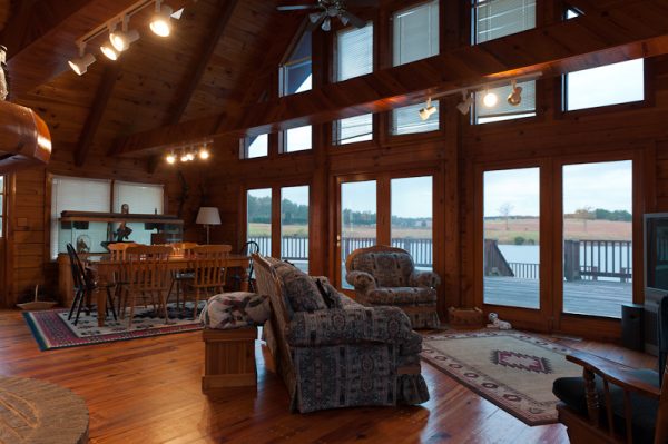 The Log Cabin - Moree's Sportman's Preserve & Sporting Clays